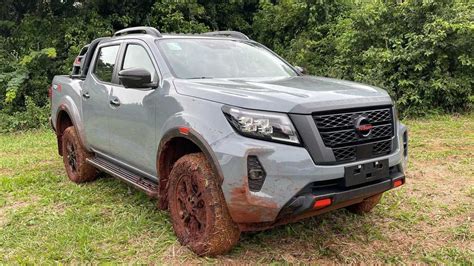 Primeiras impressões Nissan Frontier Pro 4X 2023 Um novo pilar fundamental