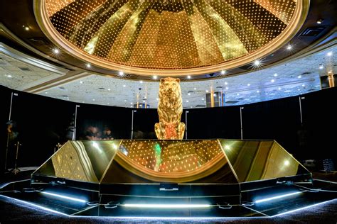 Hotels With Mirrors On The Ceiling Las Vegas Shelly Lighting