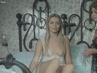 Naked Gloria Guida In Il Gatto Mammone