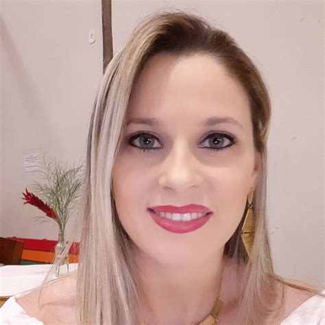 Lenise Mescolin De Andrade Teixeira Instabio Linkbio