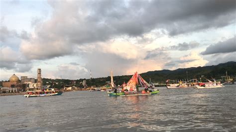 Puluhan Perahu Hias Meriahkan Festival Salo Karajae VIII Parepare