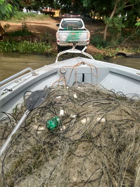 PM Ambiental Apreende Redes De Pesca Armadas Irregularmente Nos Rios Do