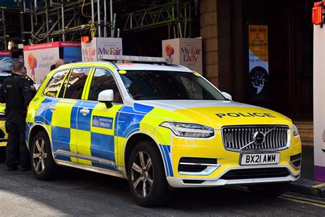 BX21 AWM Metropolitan Police Volvo XC90 T8 Armed Response Flickr