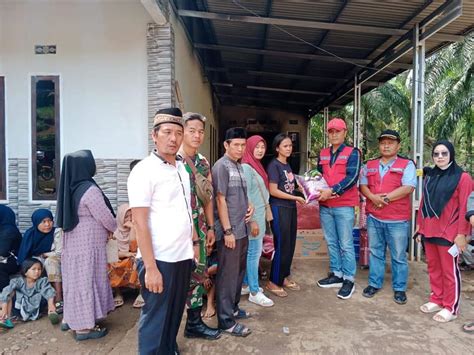 Pemkab BU Salurkan Bantuan Untuk Korban Kebakaran Bengkulu Utara