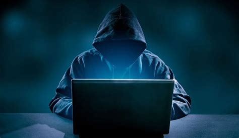 7 Types Of Hackers You Should Be Aware Of