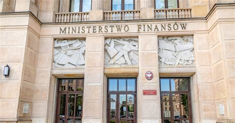 MF podsumowało rządy PiS Biała księga finansów publicznych