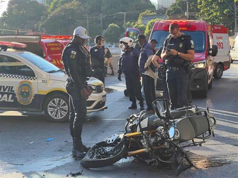 BH Acidente De Moto Provoca Queda De Guarda Municipal No Leito Do