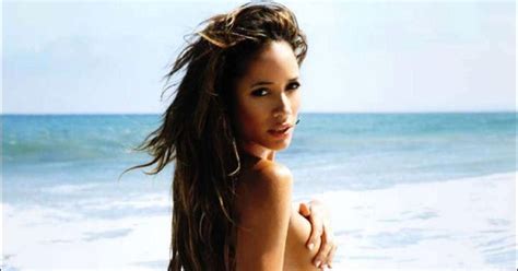 Dania Ramirez Full Nude Showing Her Pussy By Spreading Her Legs Wide