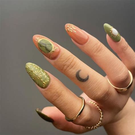 yaren adlı kullanıcının nail panosundaki Pin Jel tirnak Oje