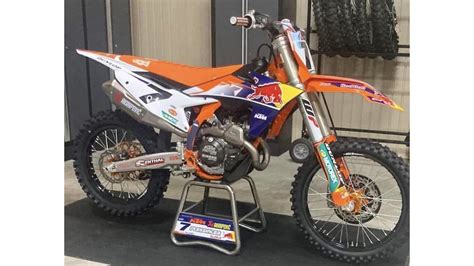 First Look 2022 2023 Red Bull Factory KTM 450 SX F Motocross