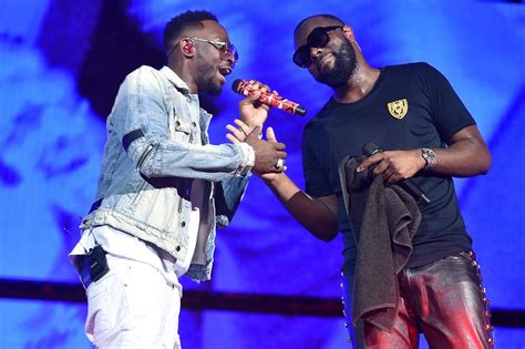 Photo Dadju et son frère Maitre Gims en concert au Stade de France à