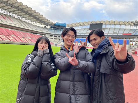 簡秀吉 on Twitter 映画仮面ライダーギーツリバイスMOVIEバトルロワイヤルが遂に公開しました 皆さんに感動勇気を