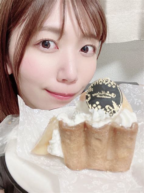 model talent GG on Twitter RT mako nakano もももももももも桃のタルトおいしいおいしいおいしい