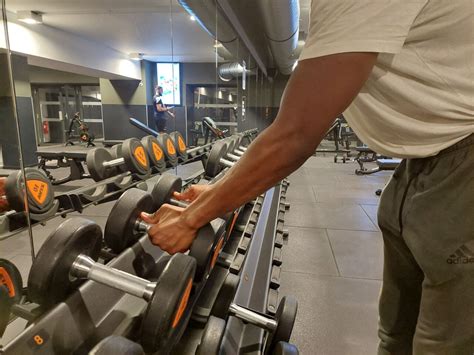 Strasbourg après un conflit de voisinage Basic Fit prend une