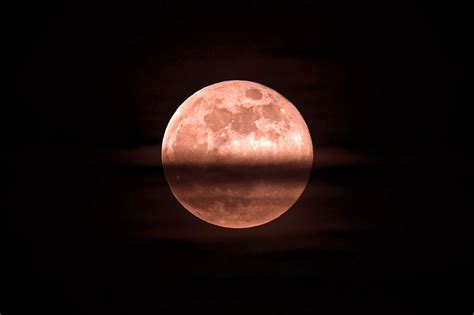 Il 30 e 31 agosto spettacolo nel cielo arriva la Superluna blu la più