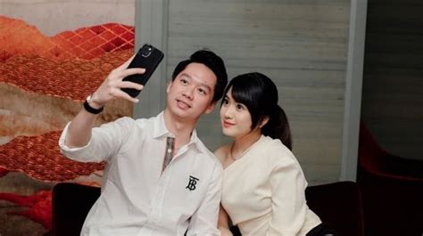 Terlihat Akrab Dengan Calon Mertua Intip Momen Kevin Sanjaya Hadir