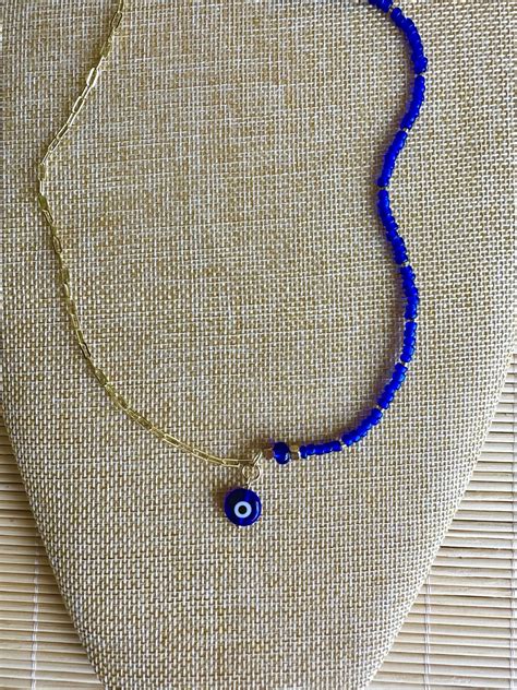 Collar asimétrico azul índigo Artesanum