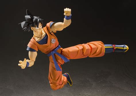 Dragon Ball Z S H Figuarts Action Figure Son Goku A Saiyan Raised