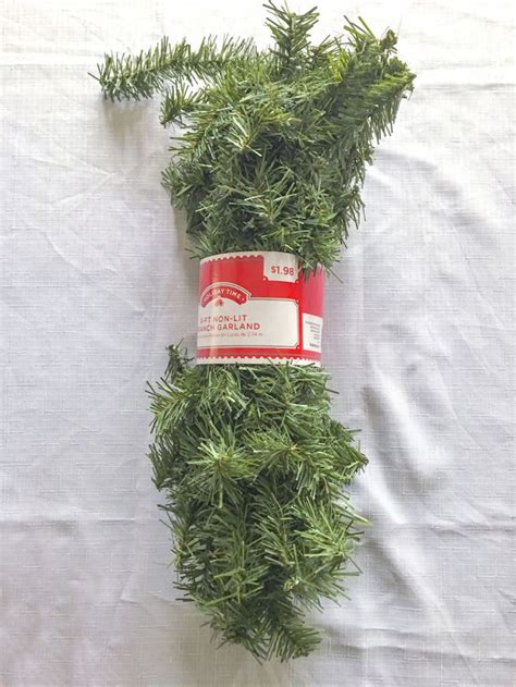 How To Transform Christmas Garlands And Make Them Look More Expensive
