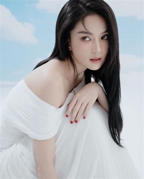 B Nh Comeback C A Ng C Trinh Nh Nh Ng Kh Ng Sexy Nhan S C H U T Ng