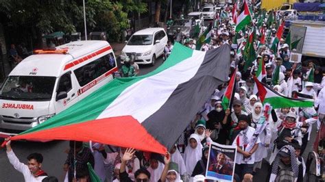 Ribuan Keluarga Besar Persis Kota Bandung Long March Aksi Bela