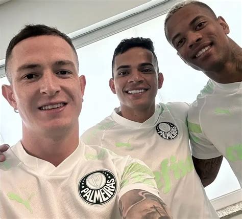 reforços Palmeiras se reapresenta na Academia de Futebol Veja imagens