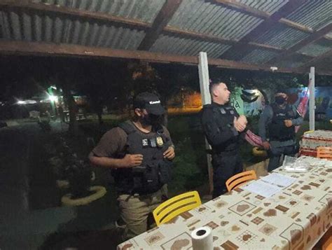Polícia Civil prende dois indivíduos pelos crimes de tráfico de drogas