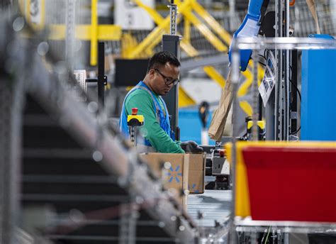 Inside The Massive New Walmart Fulfillment Center In McCordsville
