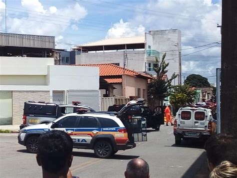 Polícia Militar prende acusado de cárcere privado que ameaçava atear
