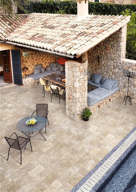 Baldosas de exterior de gres porcelánico efecto piedra EXTERNA SABBIA