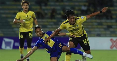Liga Super Sri Pahang Mudah Jinakkan Perak
