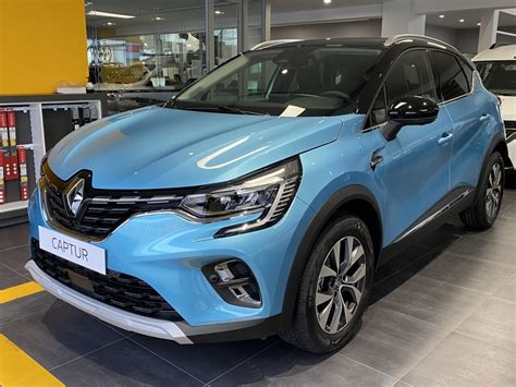 Auto Pokorný Captur Intens TCe 130 GPF
