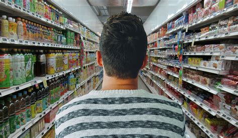 Fotos Gratis Tienda De Comestibles Almacenar Hombre Compras