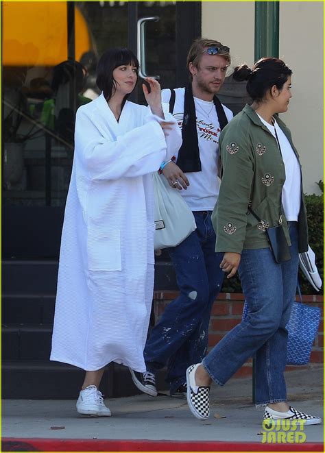 Photo Dakota Johnson Gucci Campaign Commercial Shoot La 15 Photo