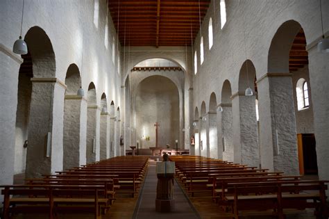 Romanische Basilika Pfarrkirche Am Schloss Johannisberg Kirche
