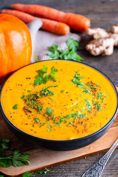 Einfaches Rezept für eine leckere Kürbissuppe mit Hokkaido Kokosmilch