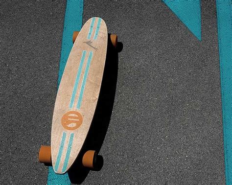 L Art De Skater En Longboard