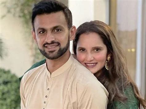 Shoaib Malik Pens Heartfelt Note For Wife Sania Mirza As She Ends Her