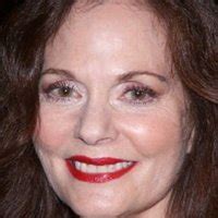 Lesley Ann Warren Nude OnlyFans Leaks Fappening FappeningBook