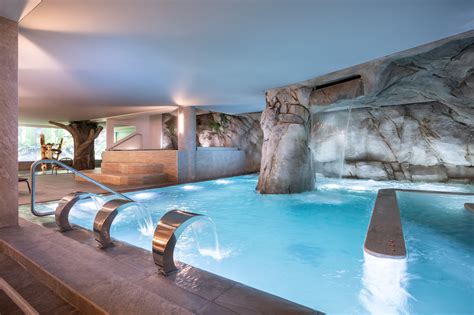 Golden Tulip Un Superbe H Tel Toiles Avec Spa G Ant De M H