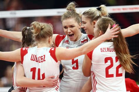 Mecz siatkówki Polska Serbia 2022 kiedy i o której Kiedy grają