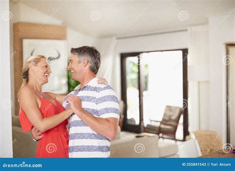 Descubre Los 5 Pasos Para Hacer Un Baile Inolvidable A Tu Pareja Y