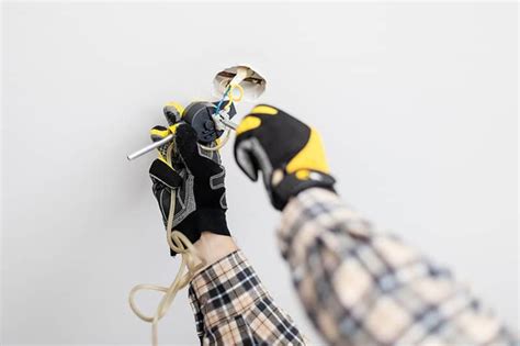 Ile Kosztuje Instalacja Elektryczna W Domu
