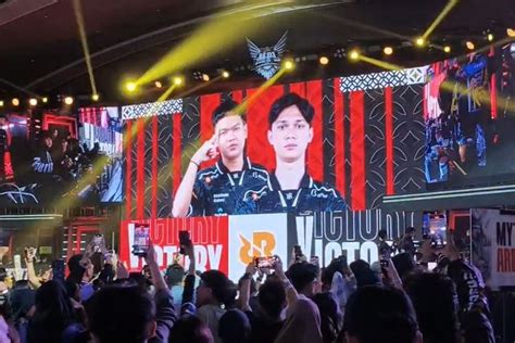 Foto Hasil Upper Bracket Final MPL ID S14 RRQ Hoshi Lolos Grand Final