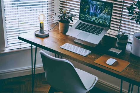 Remote Graphic Designer Responsibilities Skills Salary And Jobs