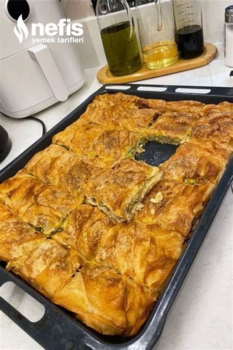 Pırasalı Kıymalı Börek Nefis Yemek Tarifleri 11593371