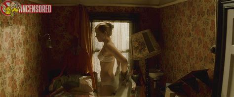 Amy Adams Nua Em Tinhas Mesmo Que Ser Tu
