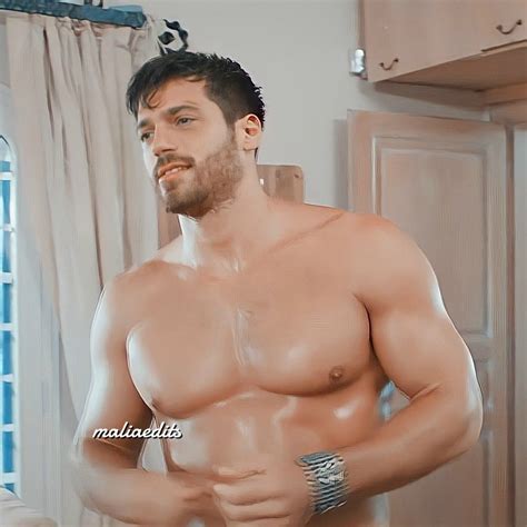 Pin By Gabriela Polyana On Can Yaman Turkish Men Fine Men Turkish