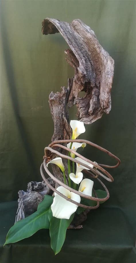 Pin By Renee Jamison On Driftwood Flower Arrangement In 2024 Creative