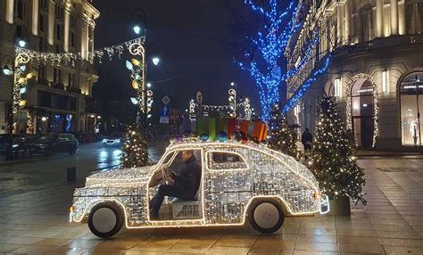 Iluminacja Warszawy 2023 2024 Jak wygląda nowa świąteczna iluminacja w